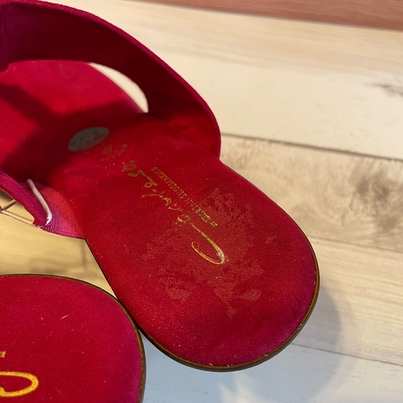 Contesa | Shoes | Contesa Italian Dark Pink Sandals Never Worn With ...